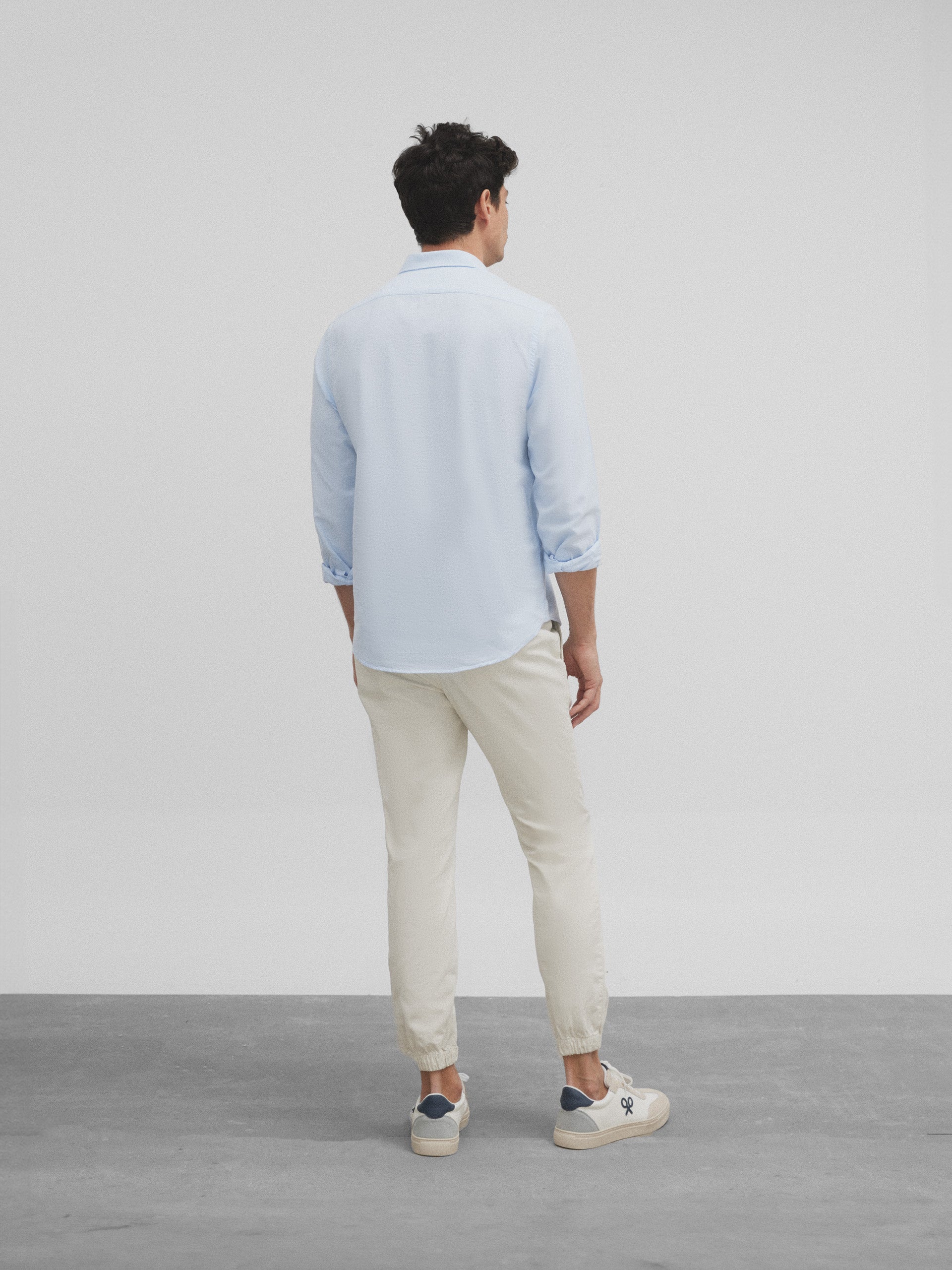 Polera sport oxford celeste